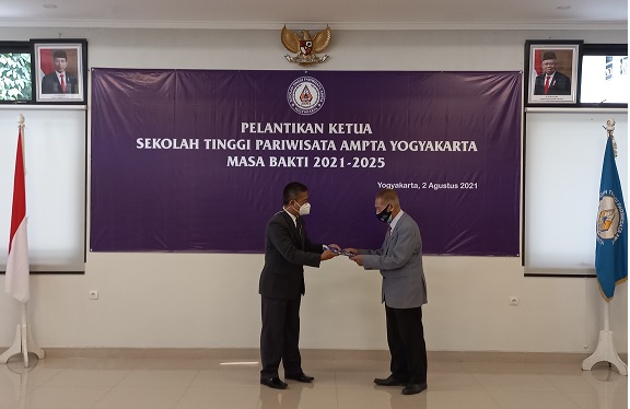 SEKOLAH TINGGI PARIWISATA AMPTA YOGYAKARTA